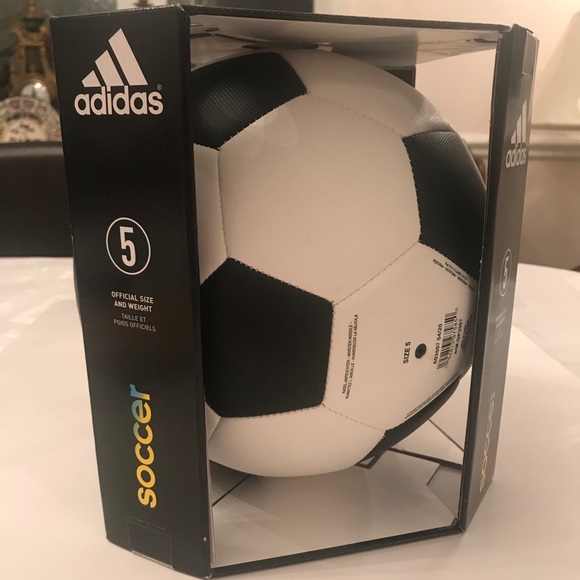 adidas | Other | Adidas Soccer Ball Official Size And Weight Size 5 ...